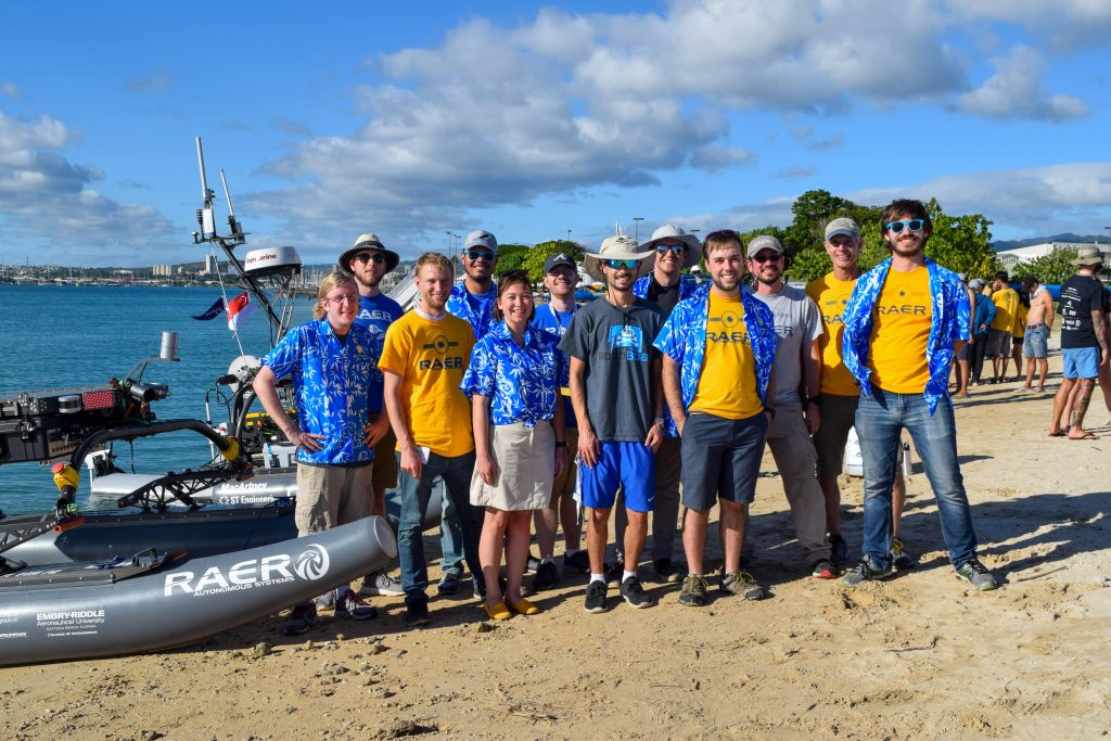 A Team of Minions Builds their Robot Leader - RoboNation